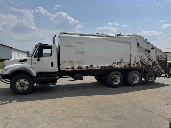 2005 Leach Rear Loader | Sanitation Products, Inc. - Fargo, ND, Sioux ...
